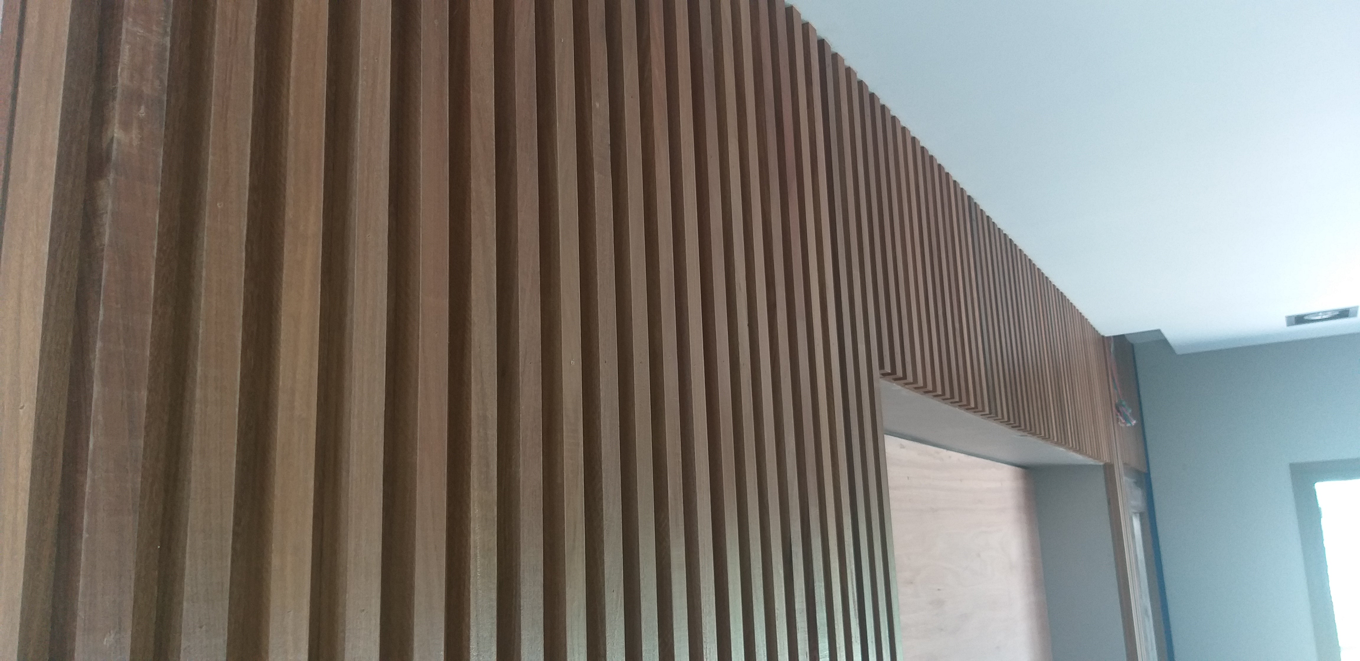 Revestimiento de Pared Madera Lapacho (Largo Fijo) — MAXIPISO